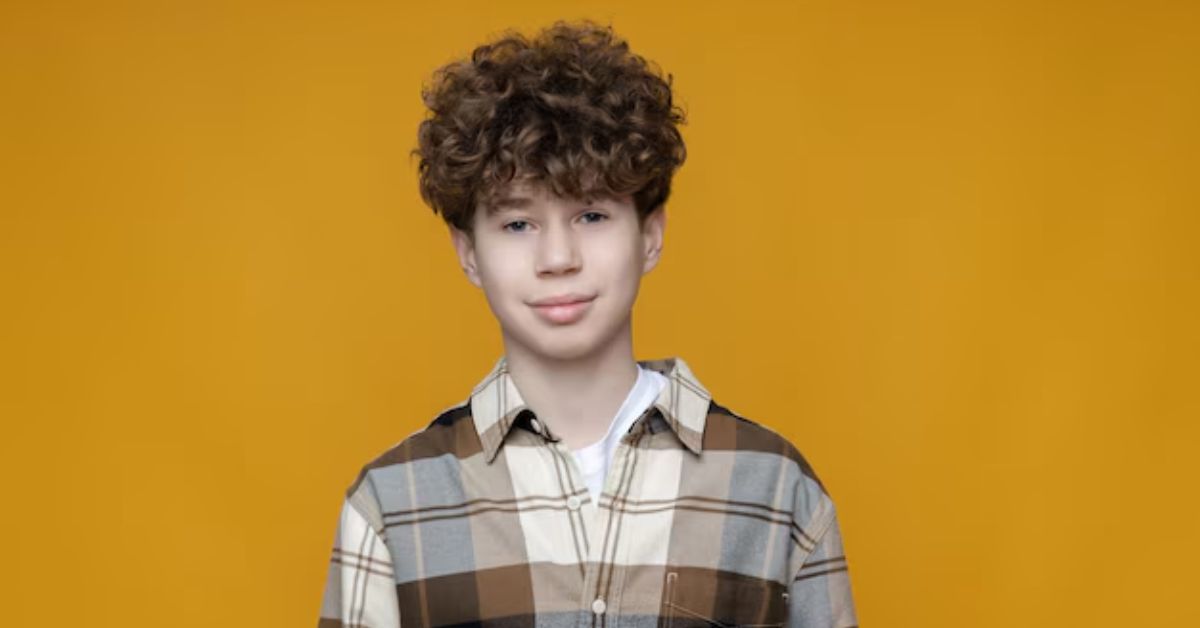 42 Cool Haircuts for Teenage Guys to Instantly Boost Style